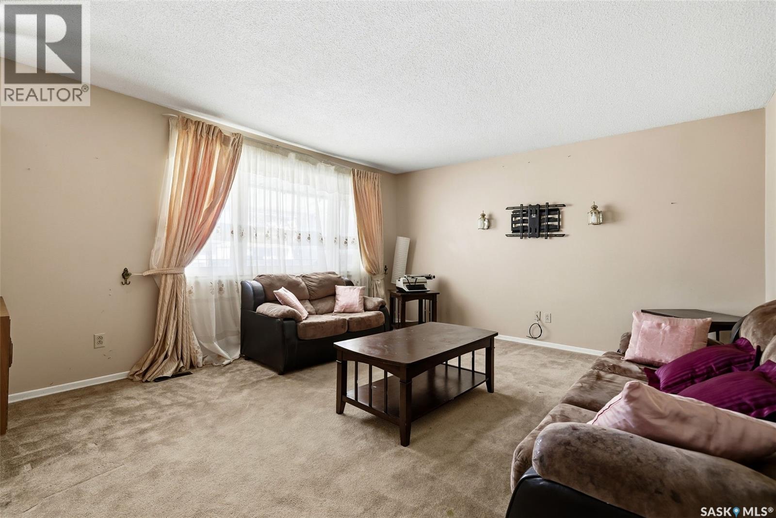 À vendre : 153 McDougall CRESCENT, Regina, Saskatchewan S4S5M6 ...