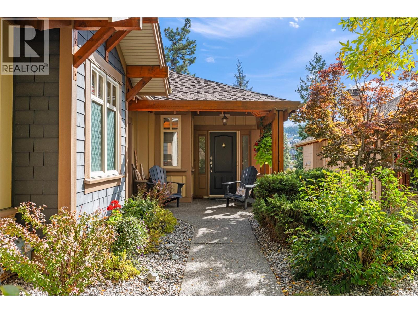 For sale: 420 Niblick Court, Vernon, British Columbia V1H1V6 - 10375151 ...