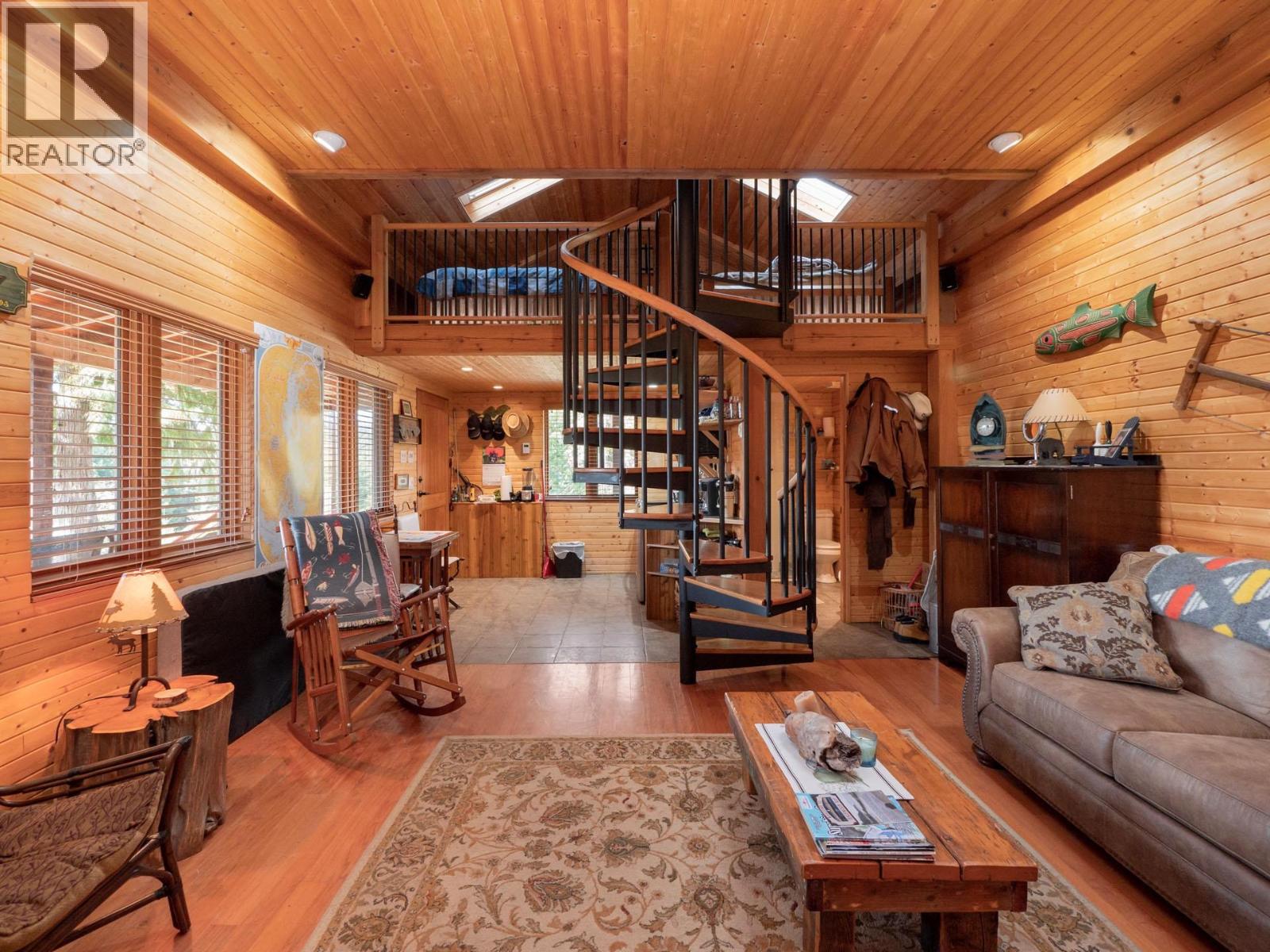 For sale: 9305 STEPHENS WAY, Halfmoon Bay, British Columbia V7Z1G9 ...