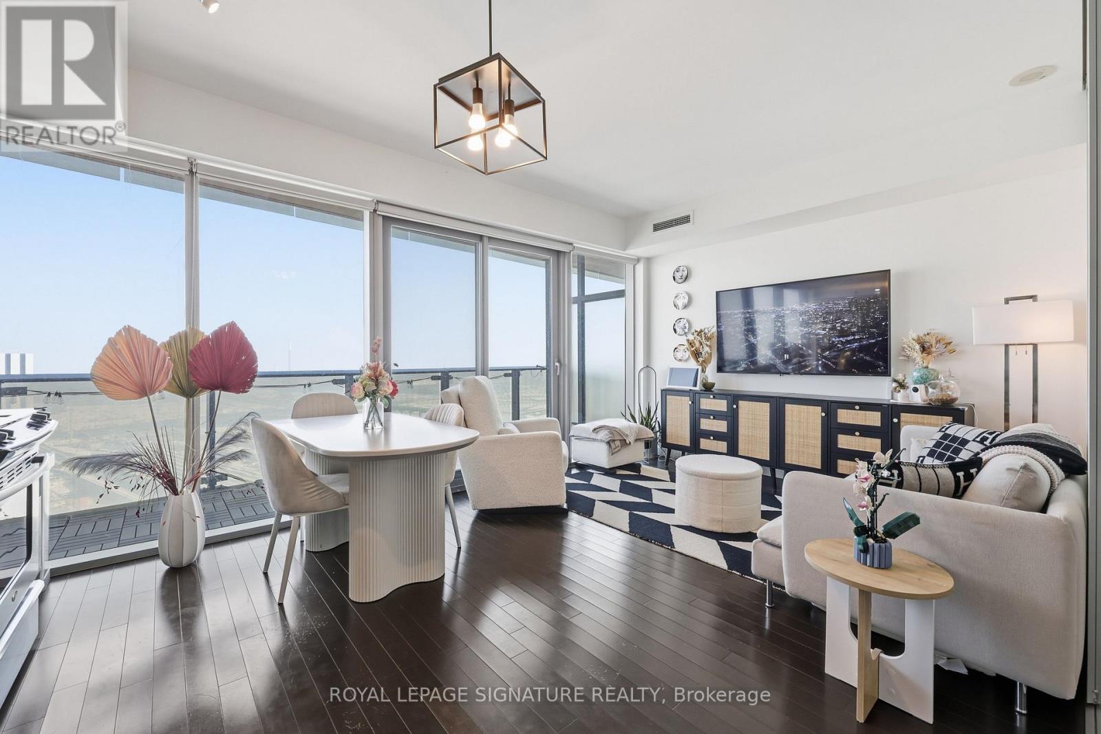 For sale: 2805 - 390 CHERRY STREET, Toronto (Waterfront Communities ...