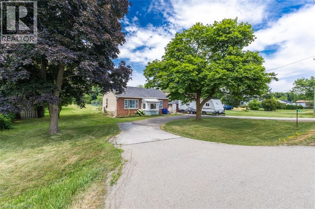 For sale: 2718 UPPER JAMES Street, Hamilton, Ontario L0R1W0 - 40807576 ...