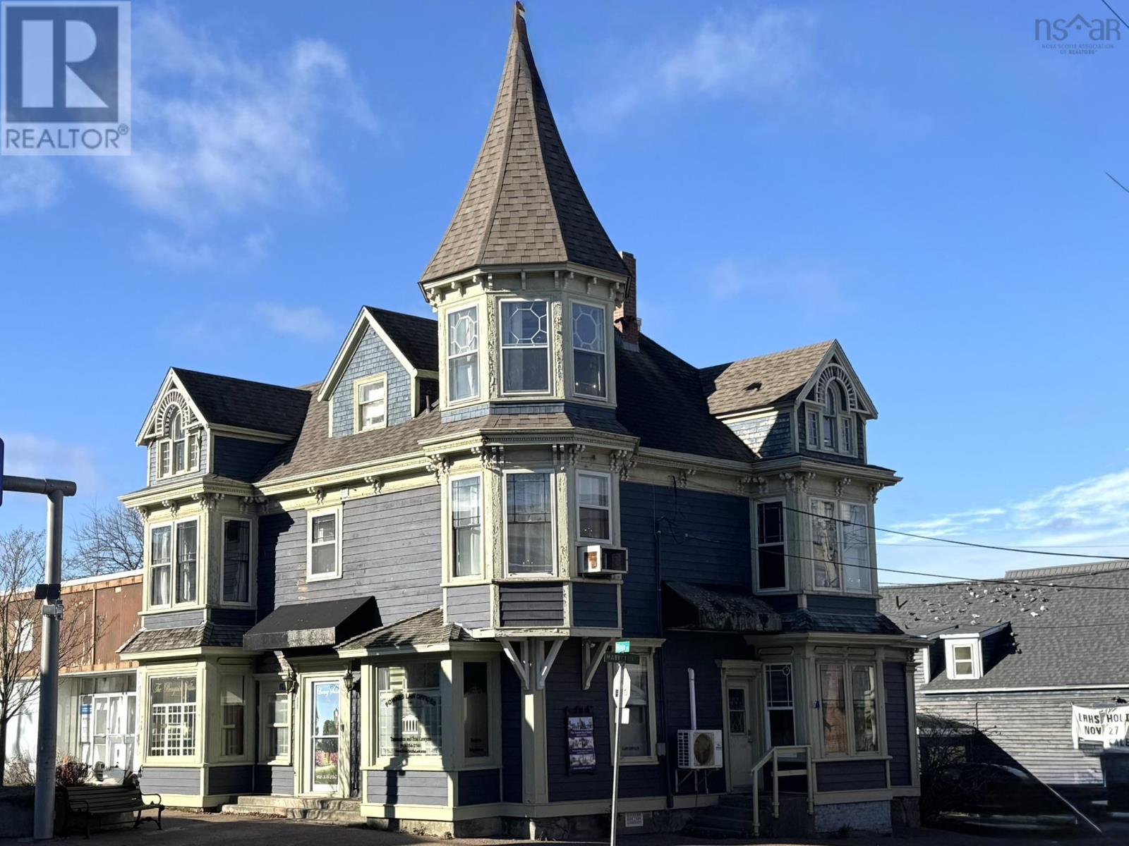 For sale: 190 Main Street, Liverpool, Nova Scotia B0T1K0 - 202528650 ...