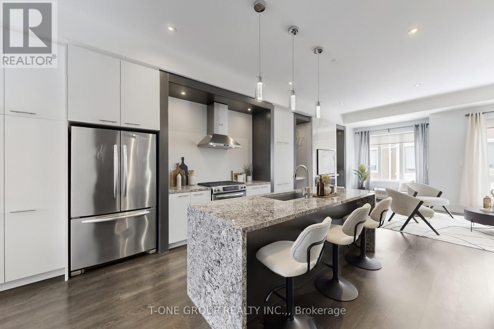 For sale: 27 GENUINE LANE, Richmond Hill (Doncrest), Ontario L4B0E5 ...