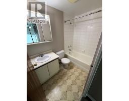 409 - 35 Green Valley Drive, Kitchener, X12598664: 35 Green Valley Dr, #409