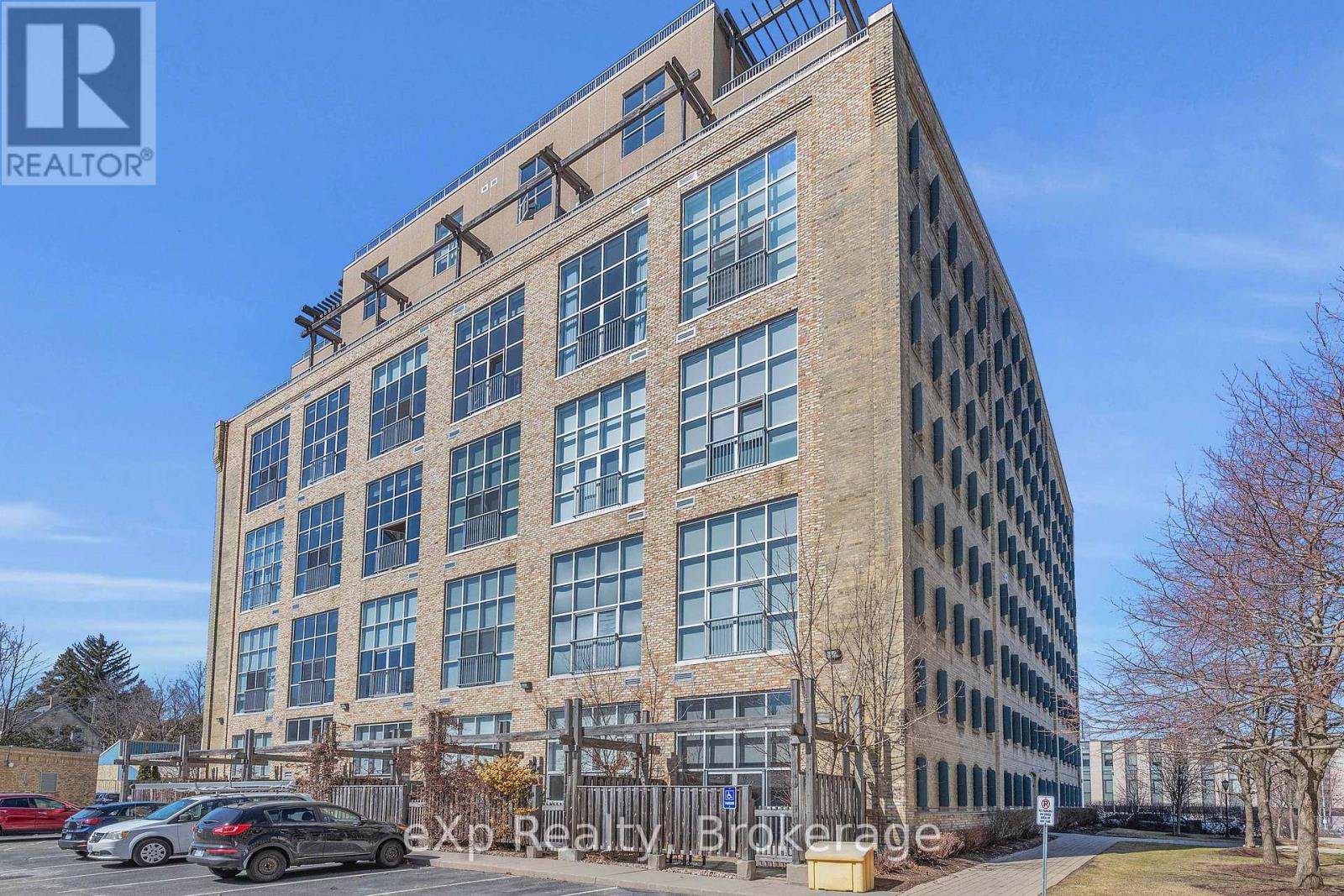 402 - 5 Father David Bauer Drive, Waterloo, X12067285: 5 Father David ...