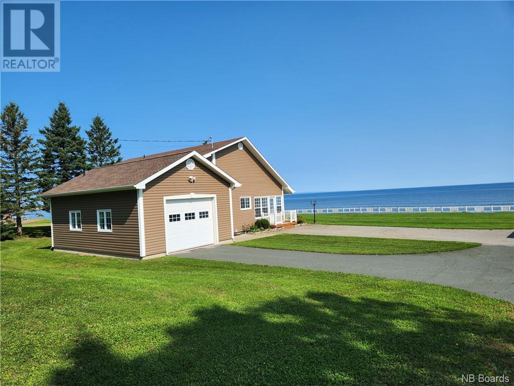 6 Maisons à Vendre à Nigadoo | REALTOR.ca