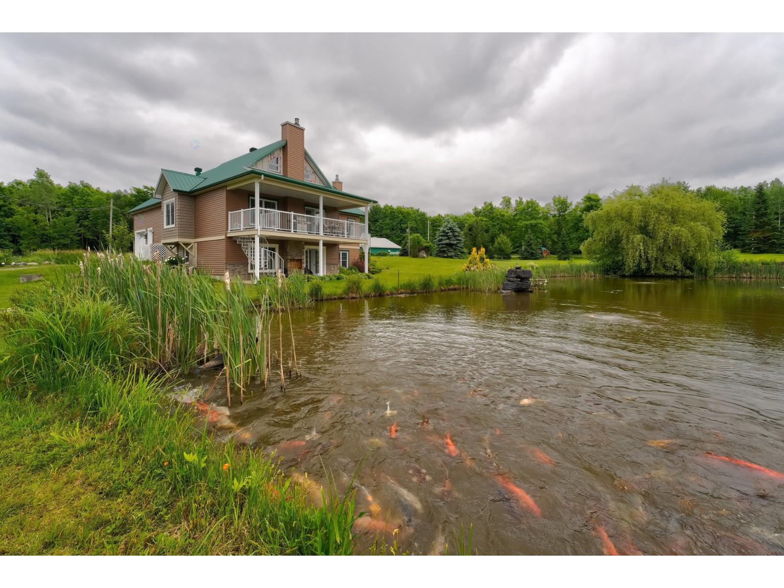 À vendre : 1154Z Ch. du Quartier-Auger, Roxton, Québec J0H1E0 ...