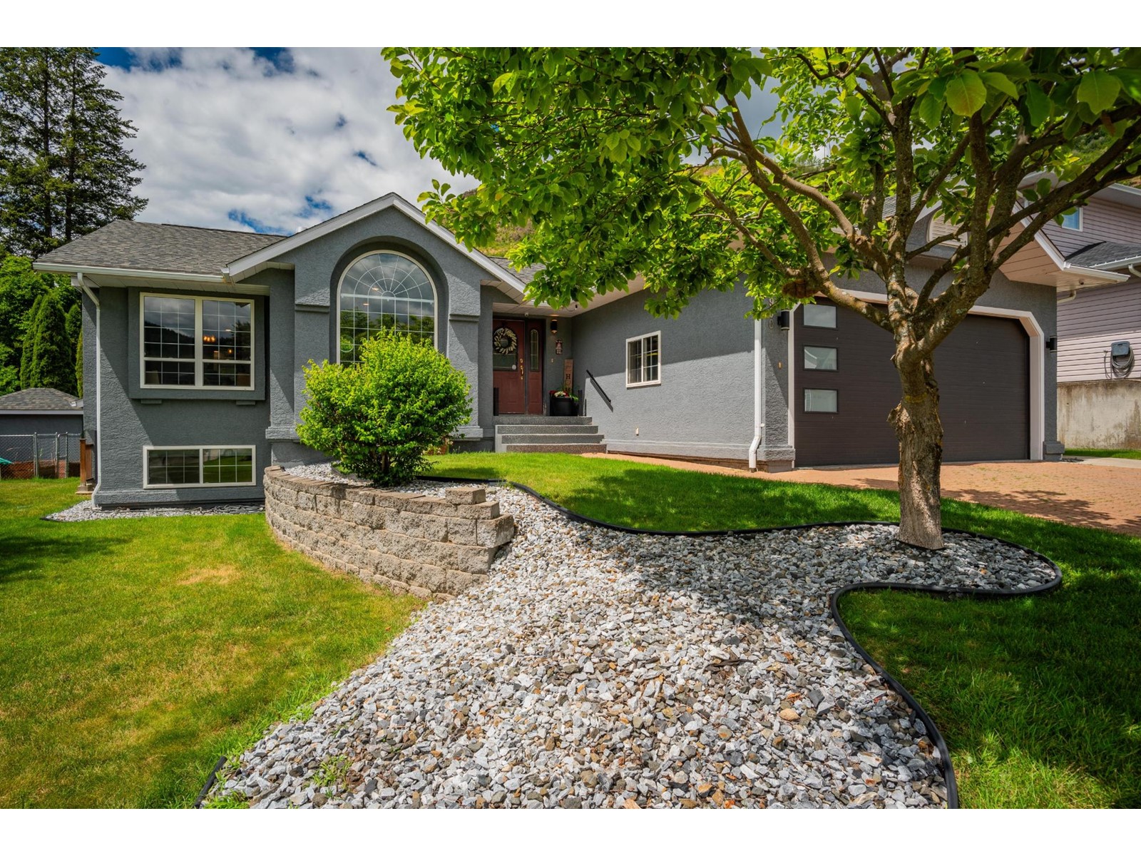 10 Montrose Real Estate MLS® Listings & Houses for Sale | REALTOR.ca