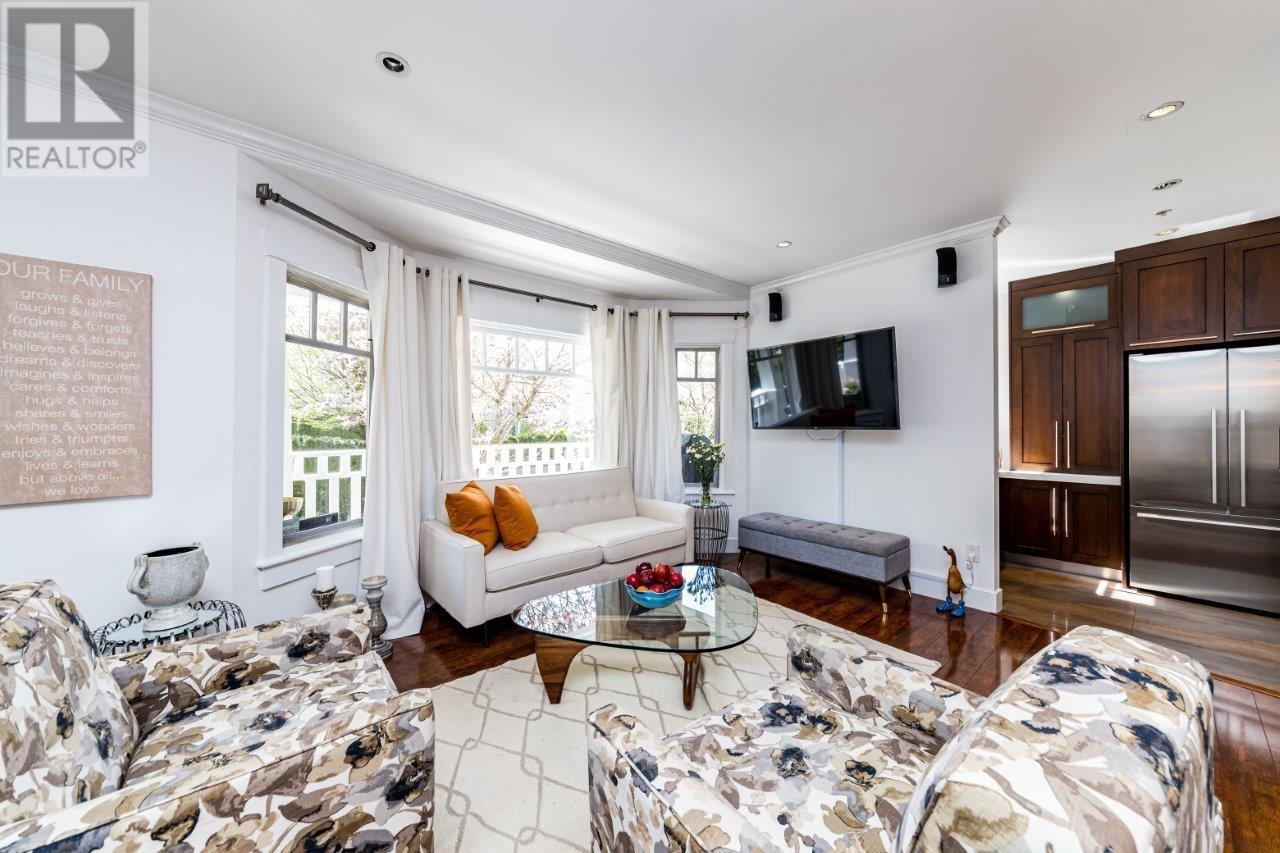 14 Kitsilano, Vancouver Rentals & Houses for Rent | REALTOR.ca