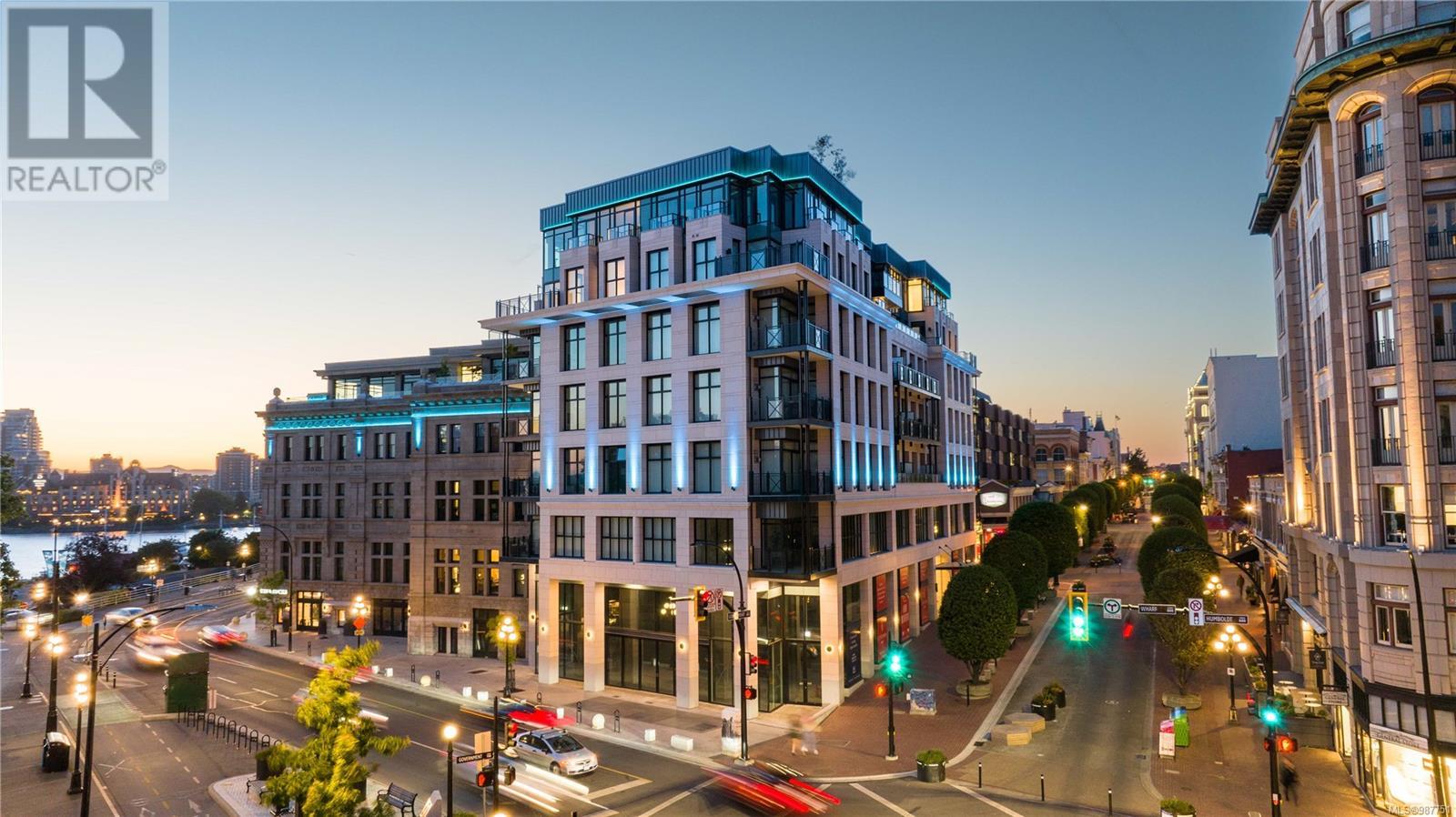 74 Downtown Real Estate MLS® Listings & Houses for Sale | REALTOR.ca