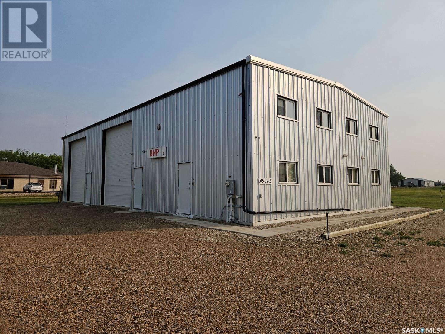 For sale: 105 1st AVENUE S, Leroy, Saskatchewan S0K2P0 - SK008872 ...
