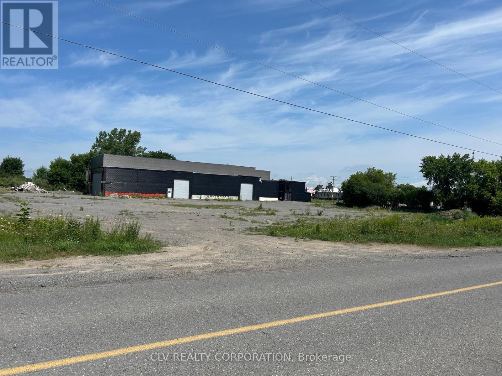 For sale: 3009 CARP ROAD, Ottawa, Ontario K0A1L0 - X12228552 | REALTOR.ca