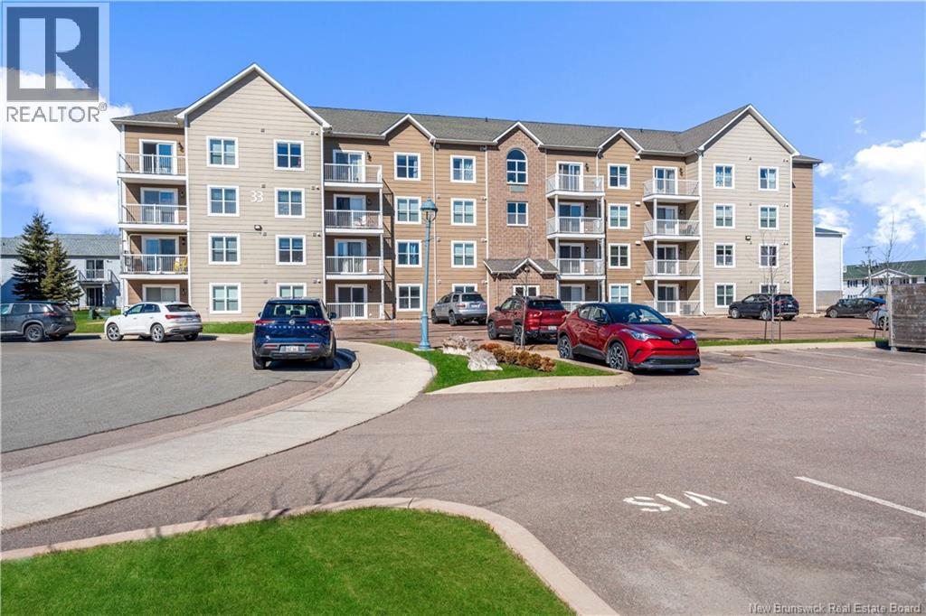 For sale: 33 Sifroi Street Unit# 106, Dieppe, New Brunswick E1A5T1 ...