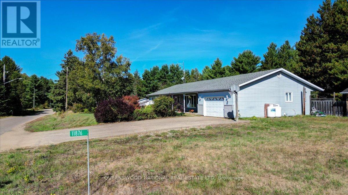 For sale: 11876 OPEONGO ROAD, Madawaska Valley, Ontario K0J1B0 ...