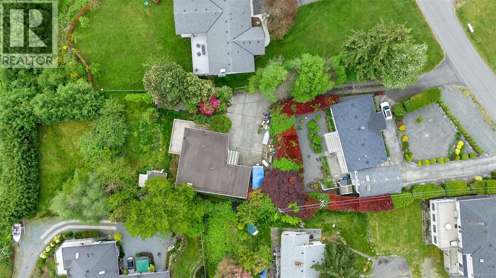 For sale: 427A Walker Ave, Ladysmith, British Columbia V9G1V7 - 1017279 ...