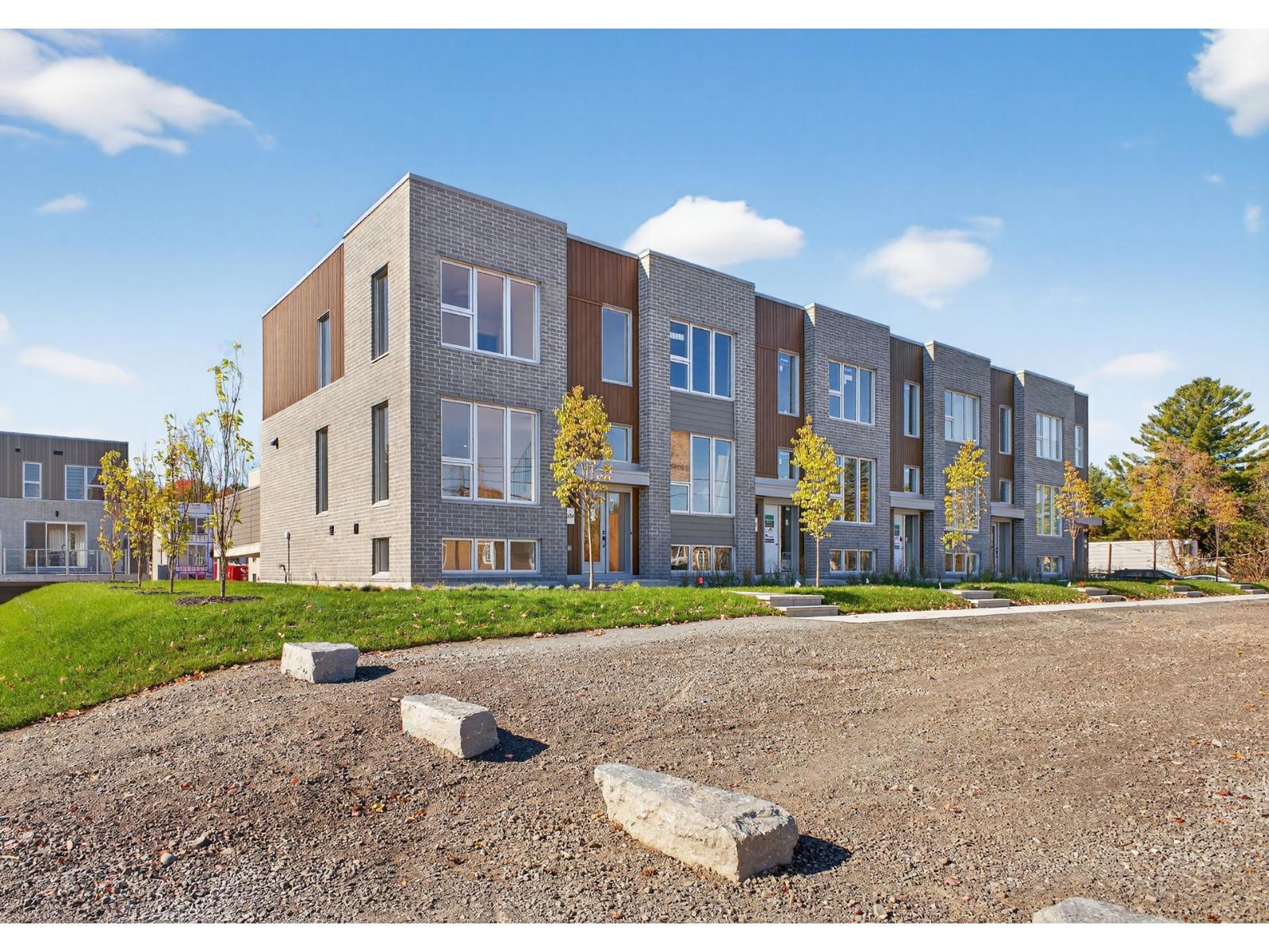 À vendre : 580Z Rue des Charmettes, Blainville, Québec J7C0Z3 ...