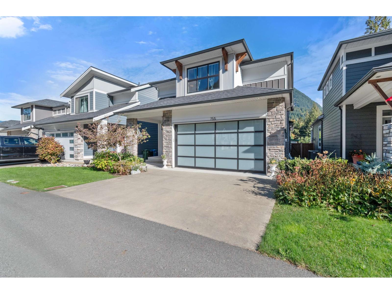 À vendre : 755 ASPEN LANE, Harrison Hot Springs, Harrison Hot Springs ...