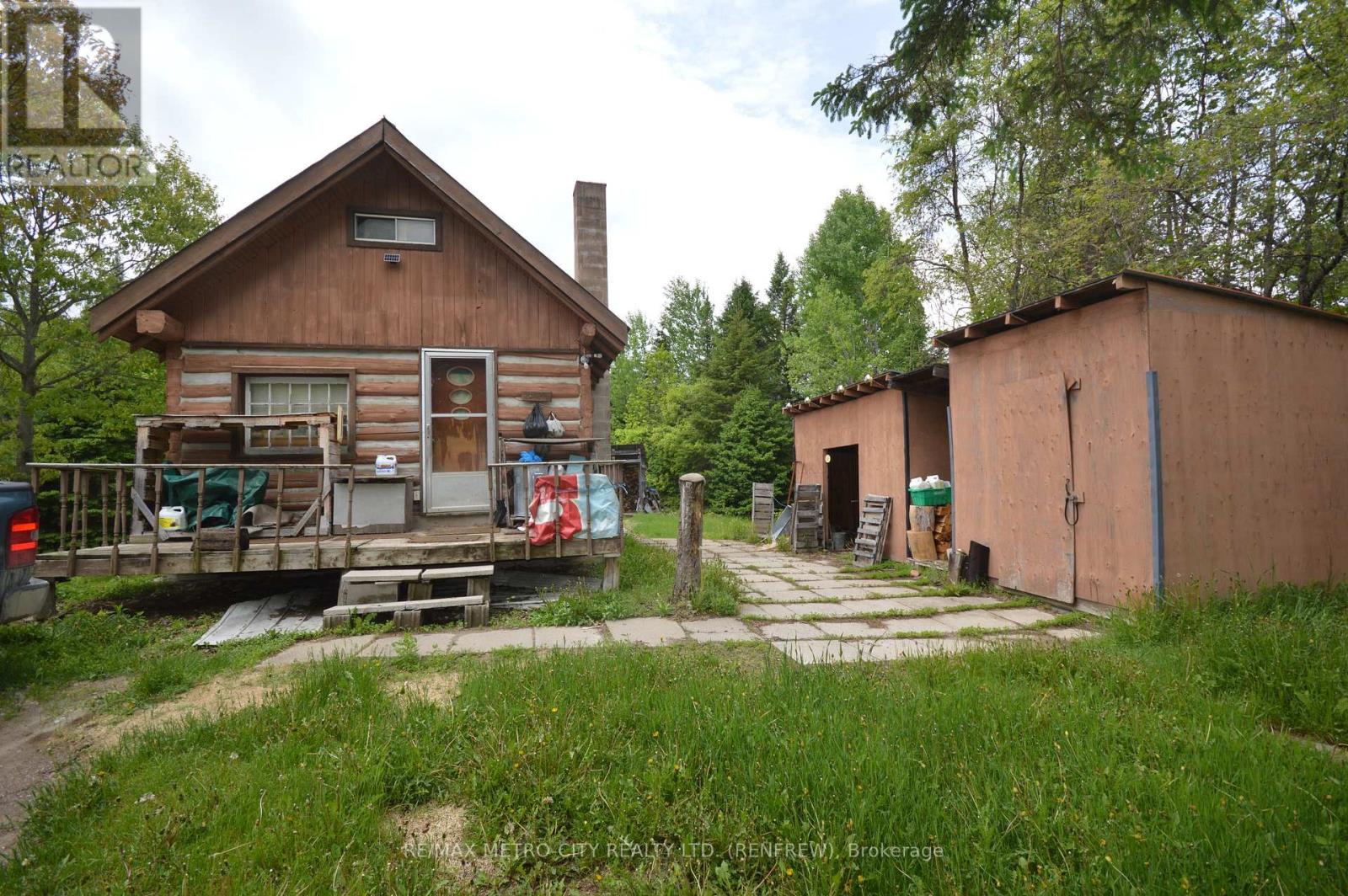 For sale: 6340 MURPHY ROAD, Greater Madawaska, Ontario K7V3Z9 ...