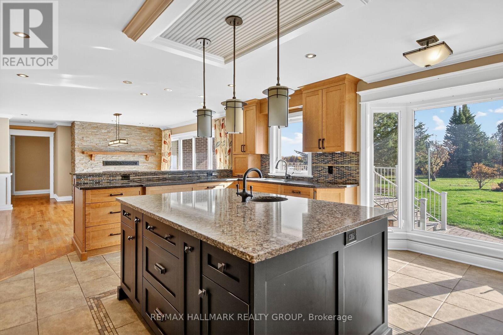For sale: 2772 HARBISON ROAD, Ottawa, Ontario K0A2Z0 - X12526966 ...