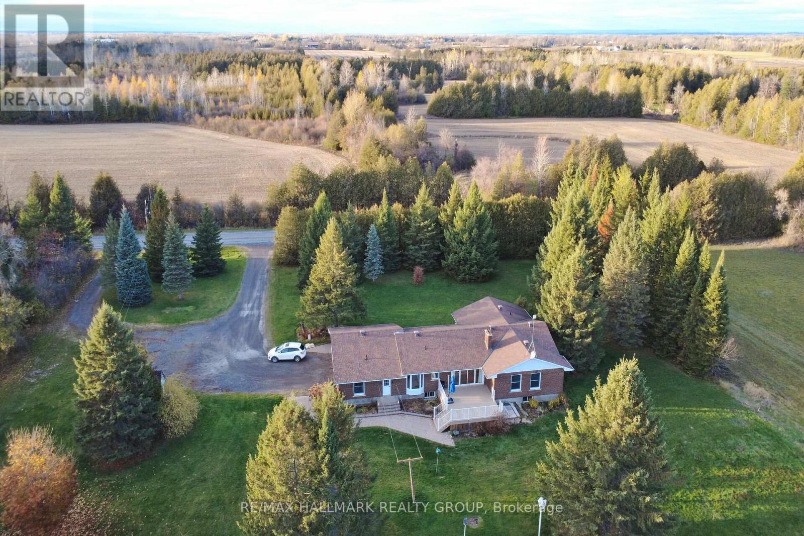 For sale: 2772 HARBISON ROAD, Ottawa, Ontario K0A2Z0 - X12526966 ...