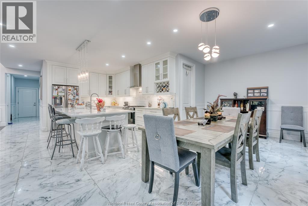 For sale: 735 CABANA ROAD West, Windsor, Ontario N9G1B5 - 25026775 ...