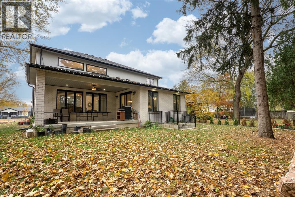 For sale: 735 CABANA ROAD West, Windsor, Ontario N9G1B5 - 25026775 ...