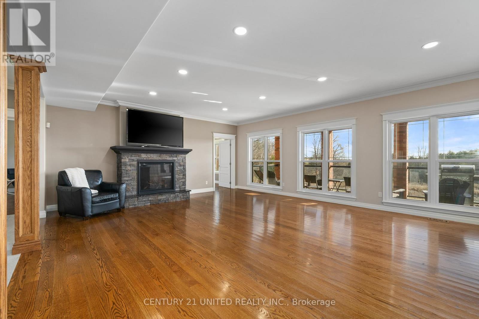 For sale: 73 MAPLE RIDGE DRIVE, Kawartha Lakes (Emily), Ontario K0L2W0 ...