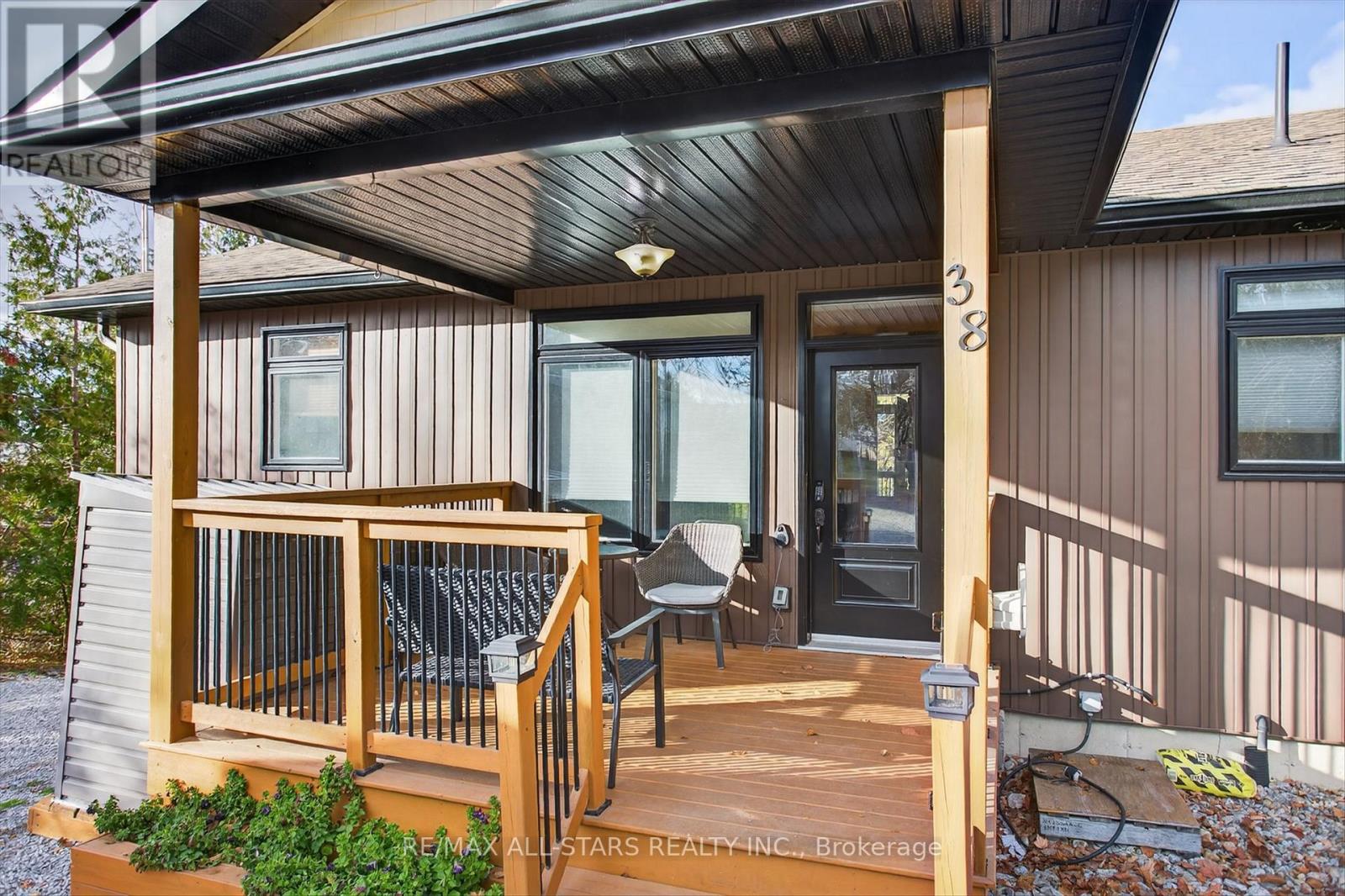 For sale: 38 PHEASANT STREET, Kawartha Lakes (Emily), Ontario K0L2W0 ...
