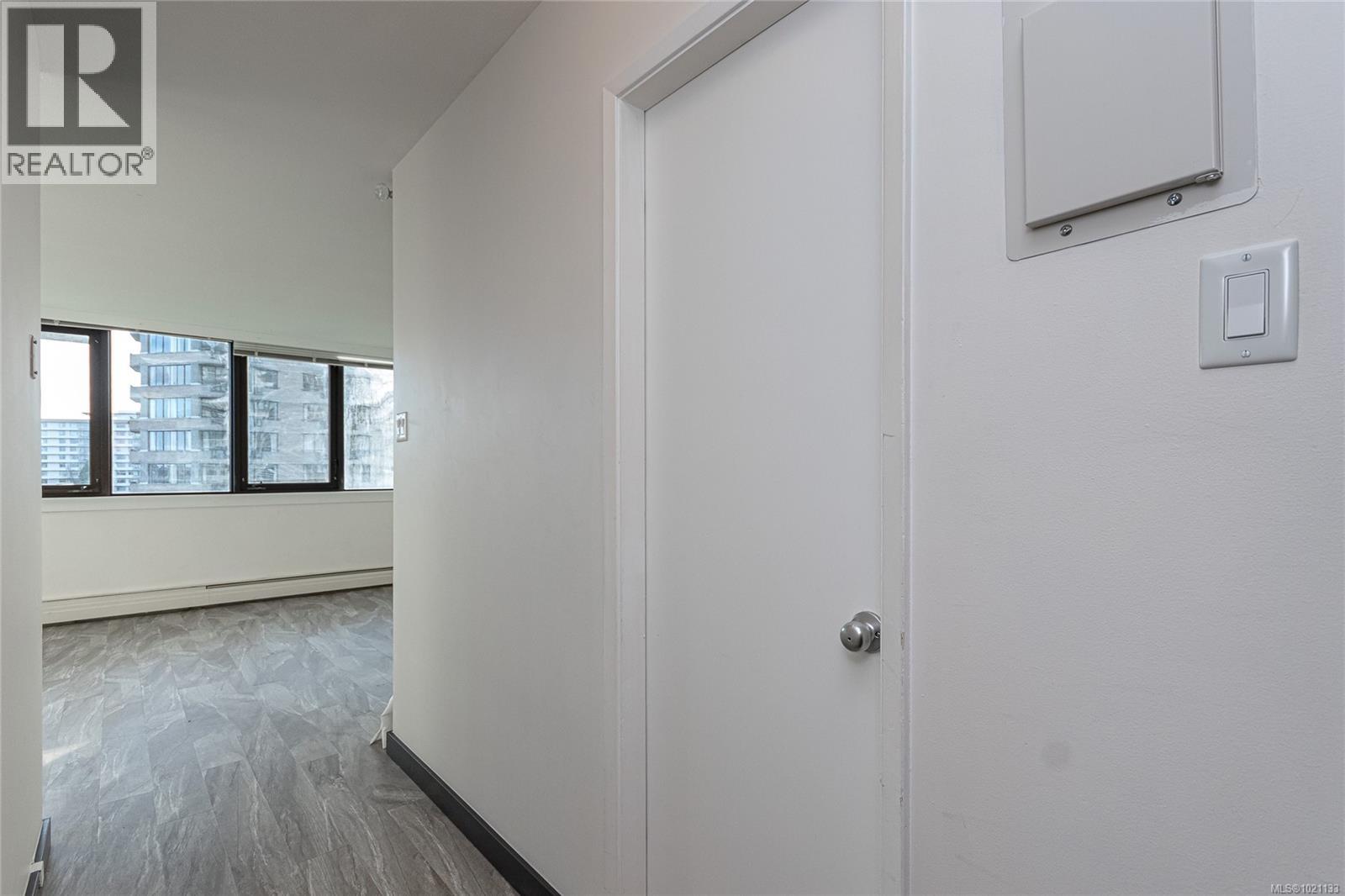 For sale: 1008 647 Michigan St, Victoria, British Columbia V8V1S9 ...