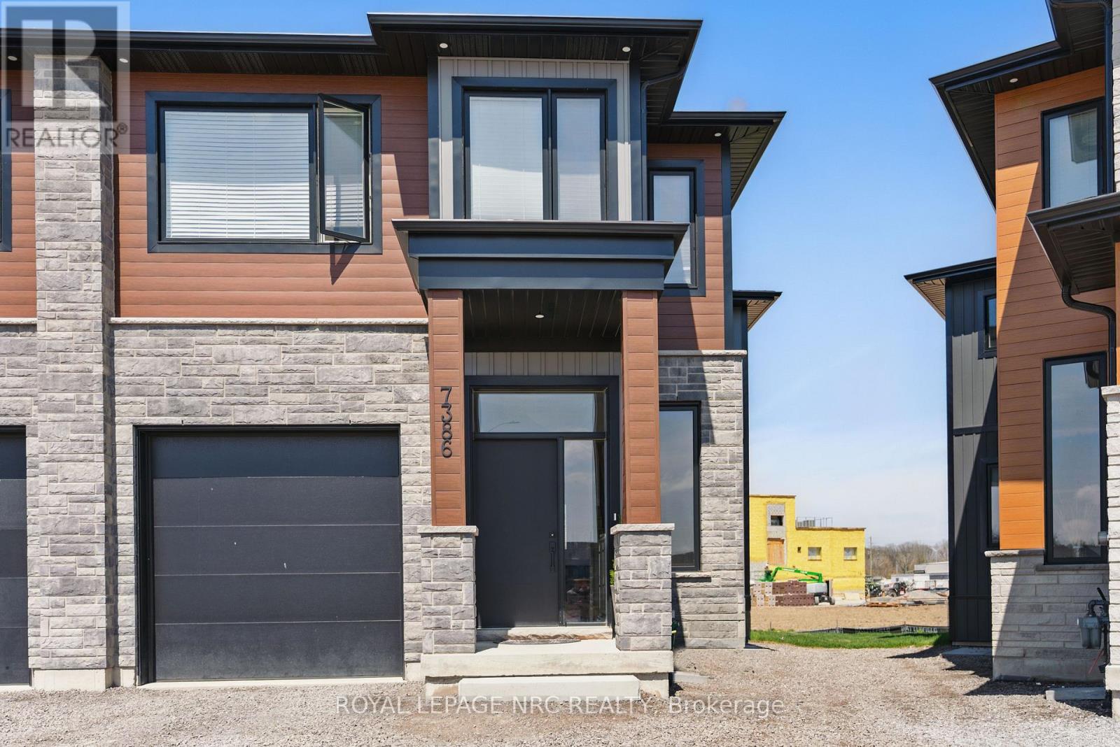 For rent: LOWER - 7386 SPLENDOUR DRIVE, Niagara Falls (Brown), Ontario ...