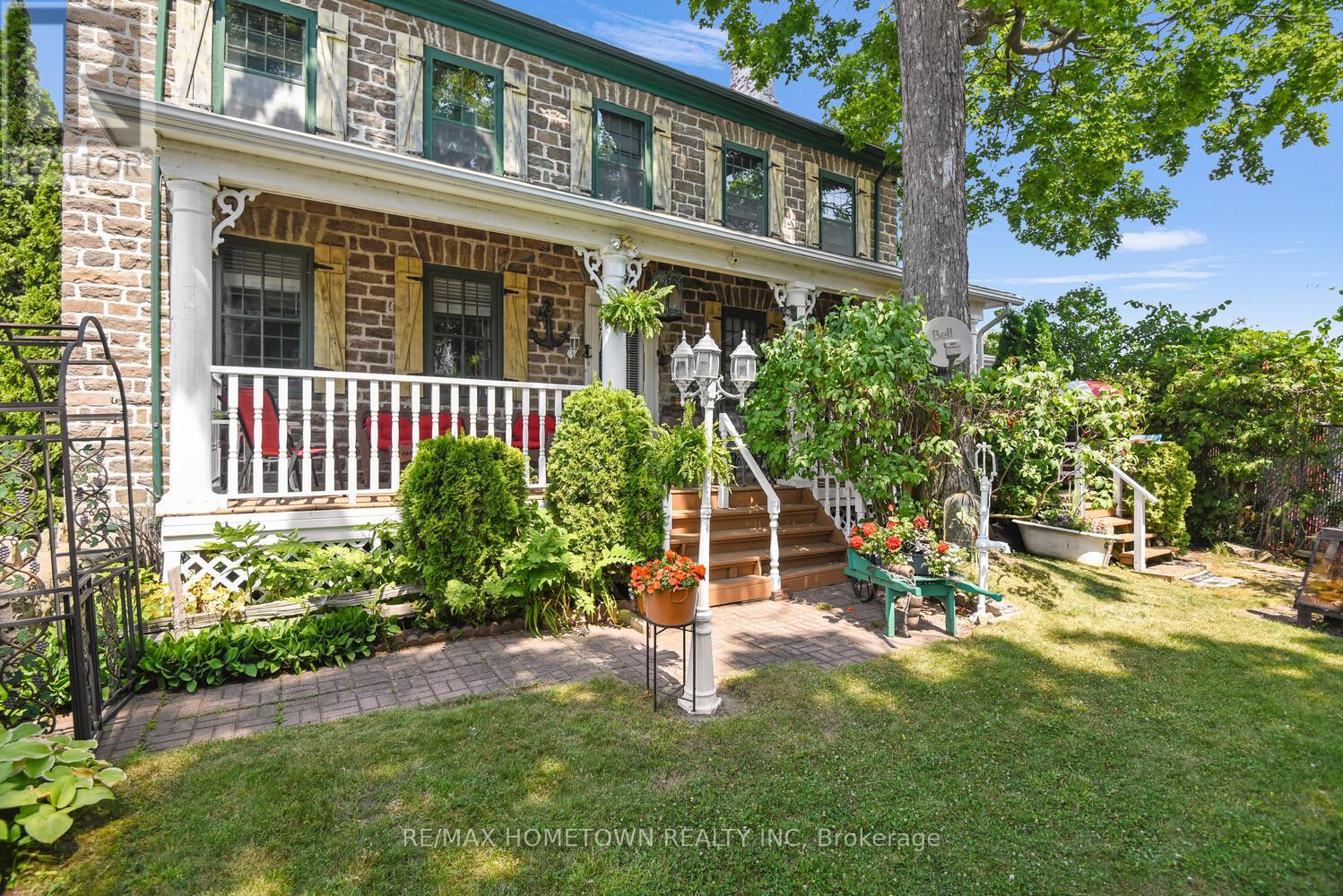 For sale: 495 KING STREET W, Prescott, Ontario K0E1T0 - X12589980 ...
