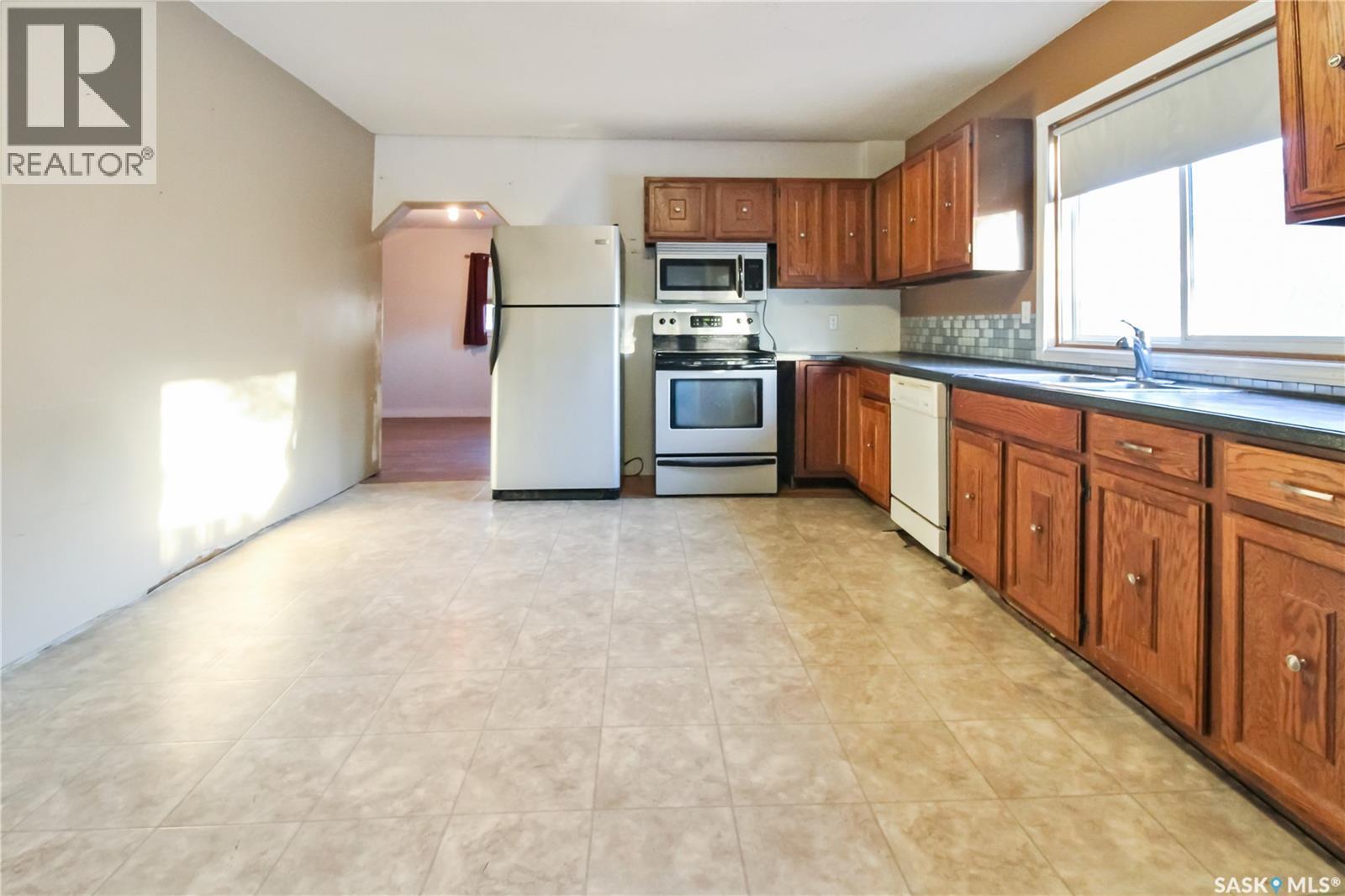 For sale: 365 3rd AVENUE NE, Swift Current, Saskatchewan S9H2G8 ...