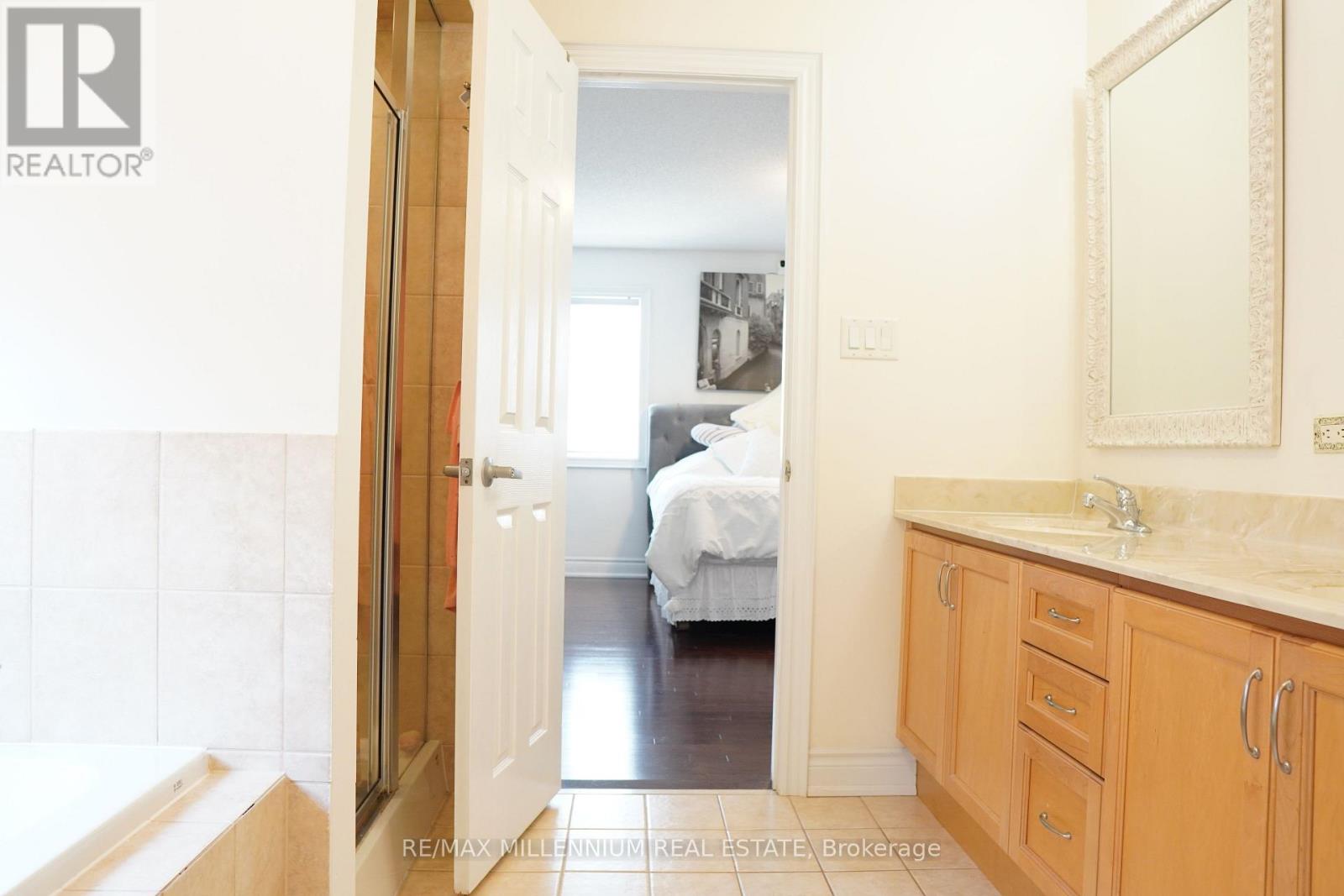 For sale: 40 RAMPART DRIVE, Brampton (Vales of Castlemore North ...