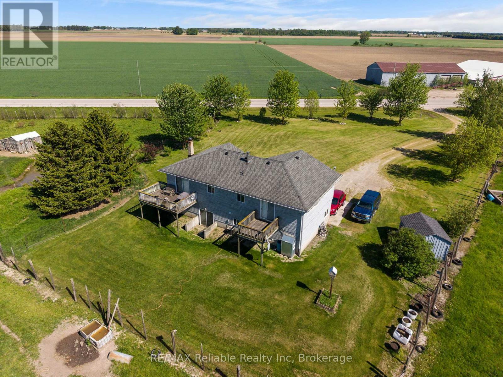 For sale: 82675 PERTH ROAD 180 ROAD, Huron East (McKillop), Ontario ...