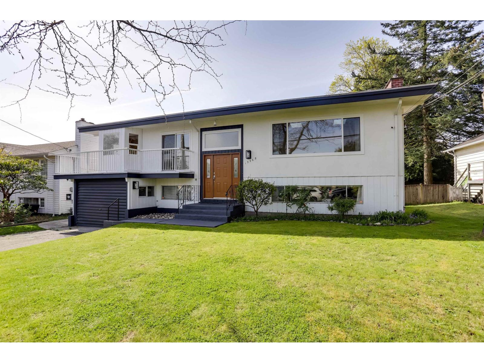 For sale: 15568 THRIFT AVENUE, White Rock, British Columbia V4B2L9 ...