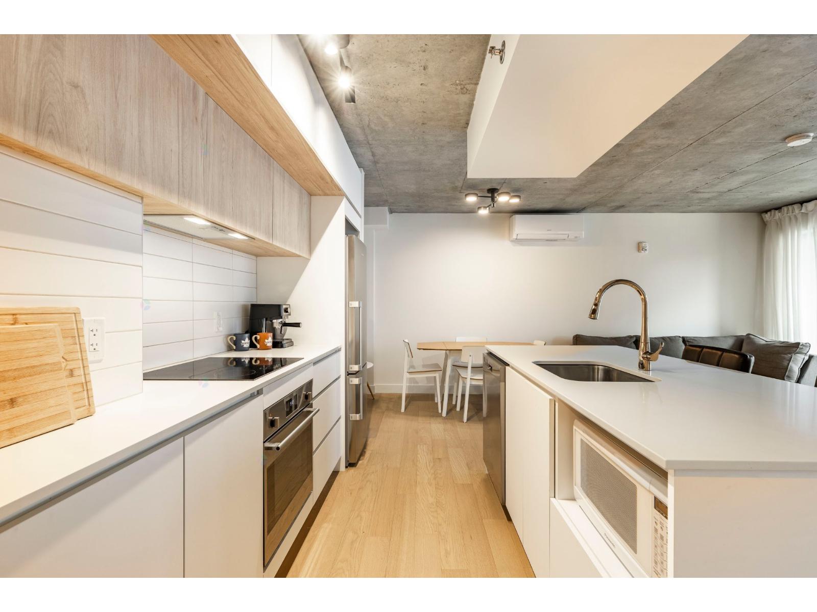 For sale: 1 Av. Viger O., #412, Montréal (Ville-Marie), Quebec H2Z1E6 ...