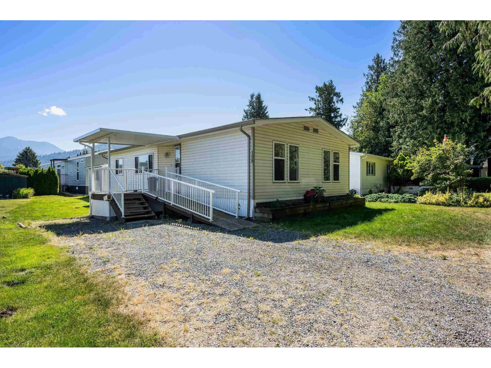 For sale: 108 6035 VEDDER ROAD, Sardis South, Chilliwack, British ...