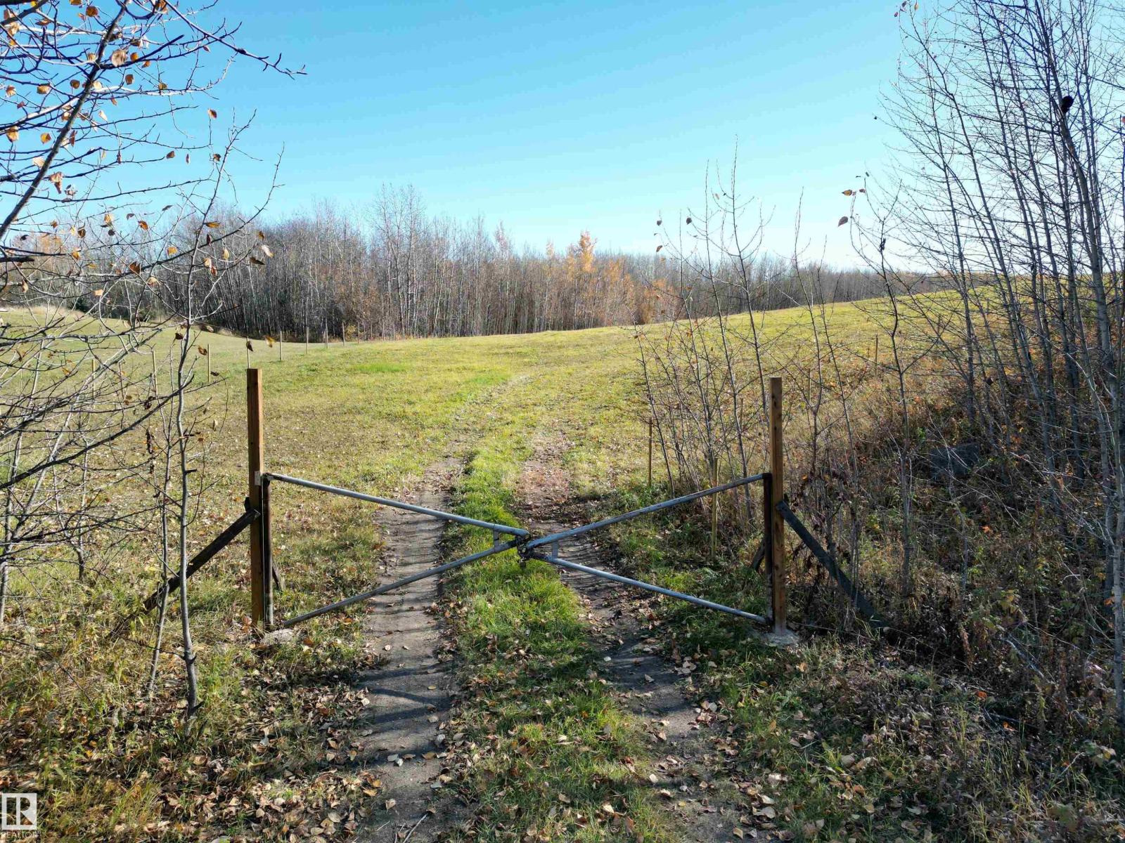 For sale: #109 59528 RR55, Rural Barrhead County, Alberta T7N1N3 ...