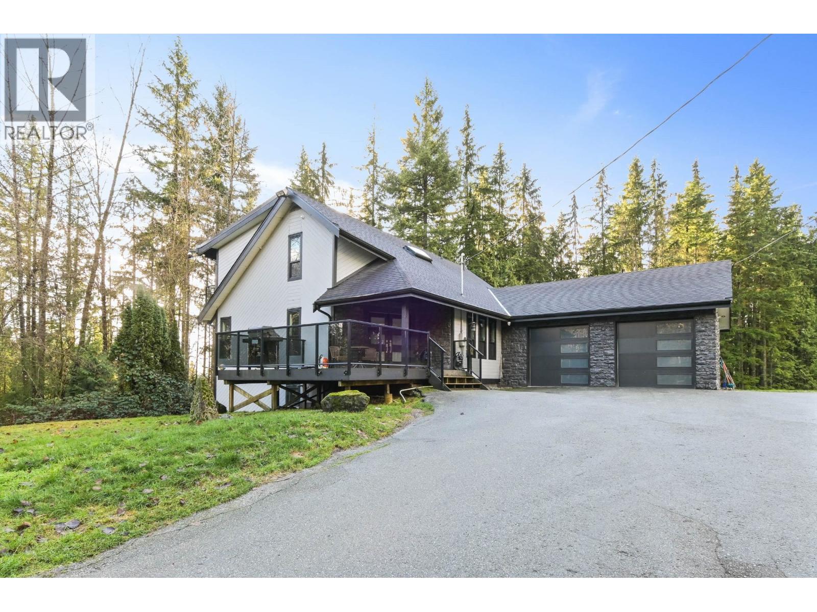 For sale: 12707 BLUE MOUNTAIN CRESCENT, Maple Ridge, British Columbia ...