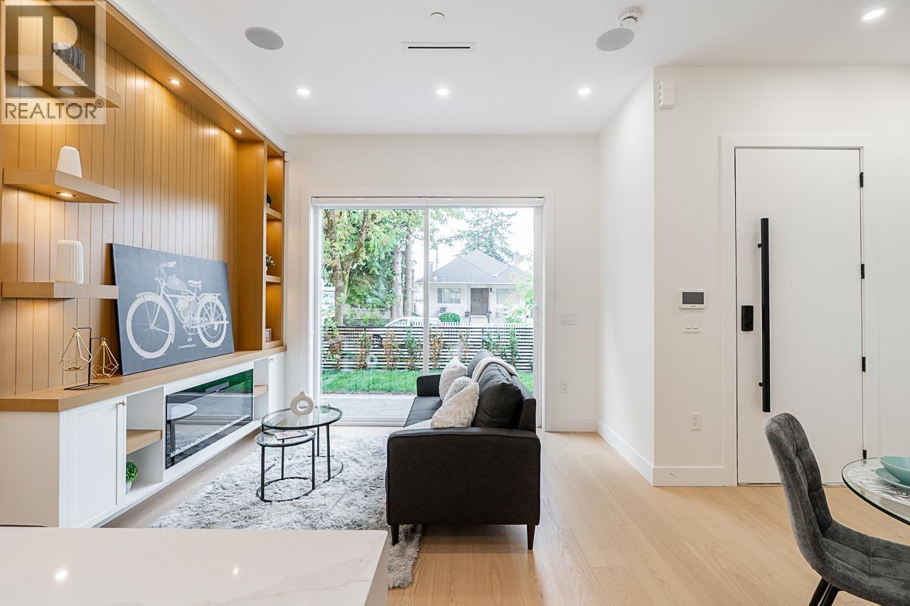 For sale: 1 5304 ELGIN STREET, Vancouver, British Columbia V5W3J8 ...