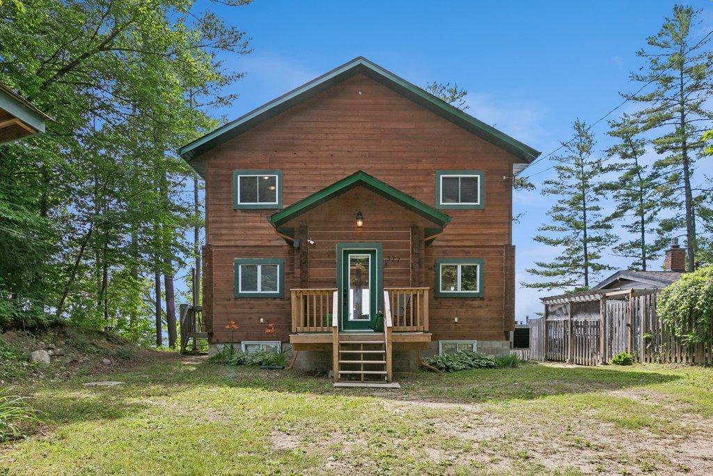 For sale: 327 Rue Thomas-Lefebvre, Mansfield-et-Pontefract, Quebec ...