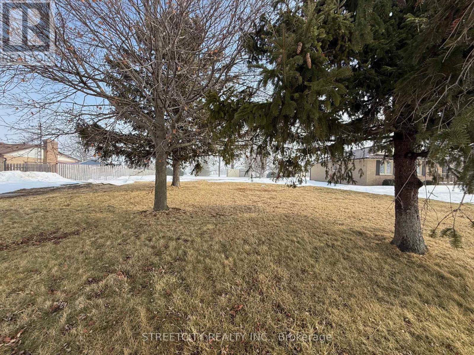 For sale: 3126 QUEEN STREET, Brooke-Alvinston (Brooke Alvinston ...