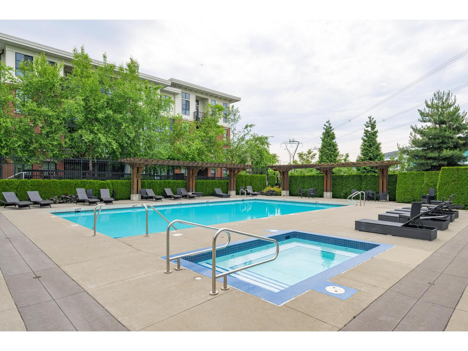 For sale: 314 3323 151 STREET, Surrey, British Columbia V3Z0L3 ...
