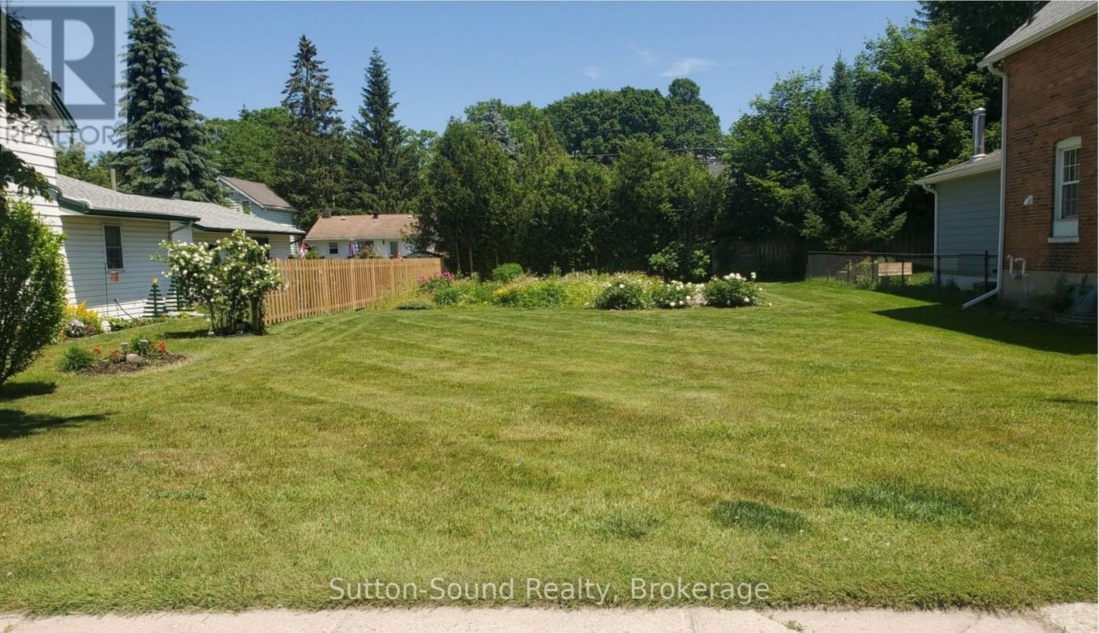 For sale: 863 5TH AVENUE W, Owen Sound, Ontario N4K5A5 - X12826276 ...