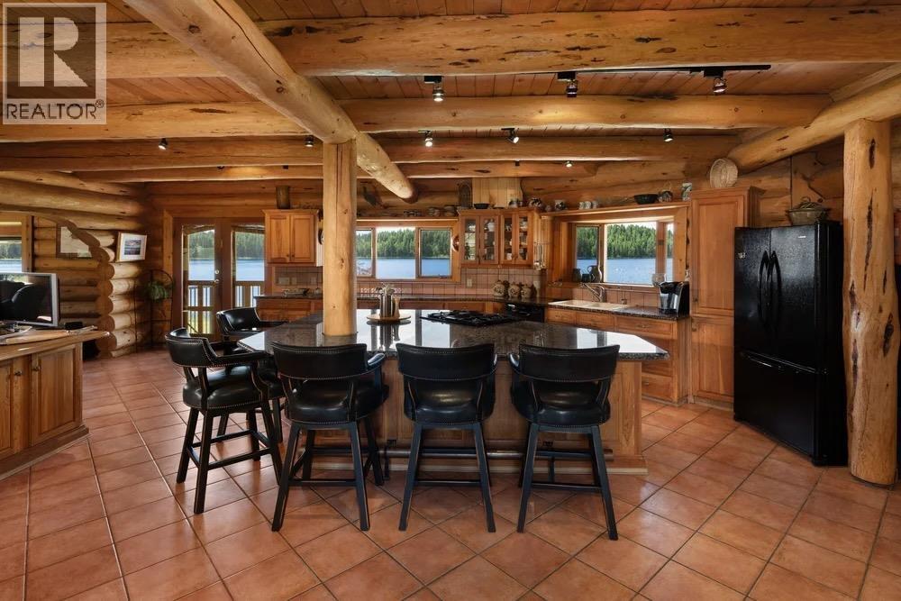 For sale: 5810 SIMON LAKE ROAD, 108 Mile Ranch, British Columbia V0K2E3 ...