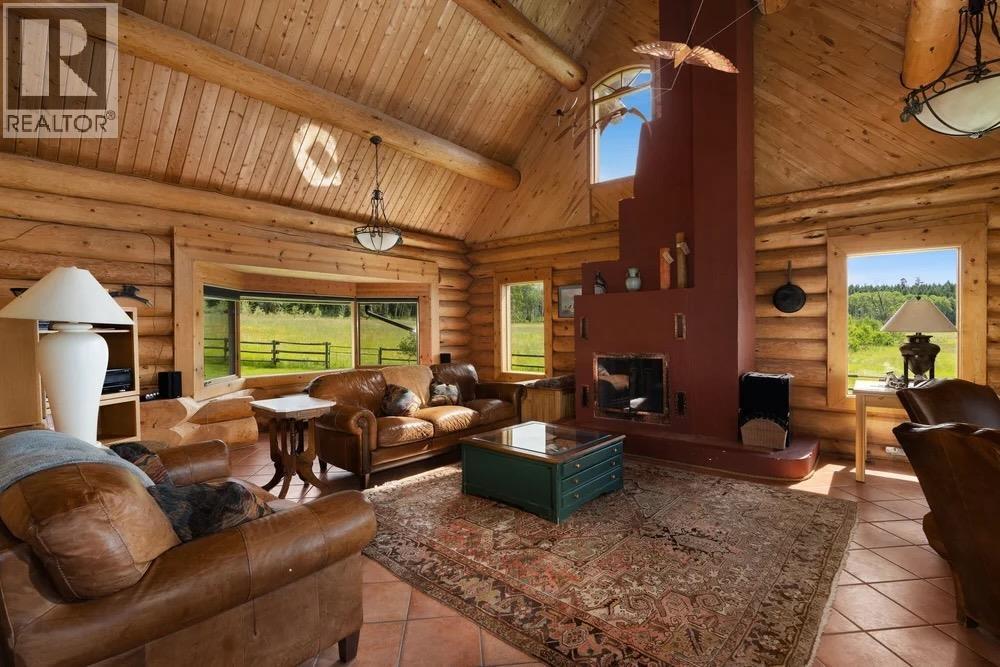 For sale: 5810 SIMON LAKE ROAD, 108 Mile Ranch, British Columbia V0K2E3 ...