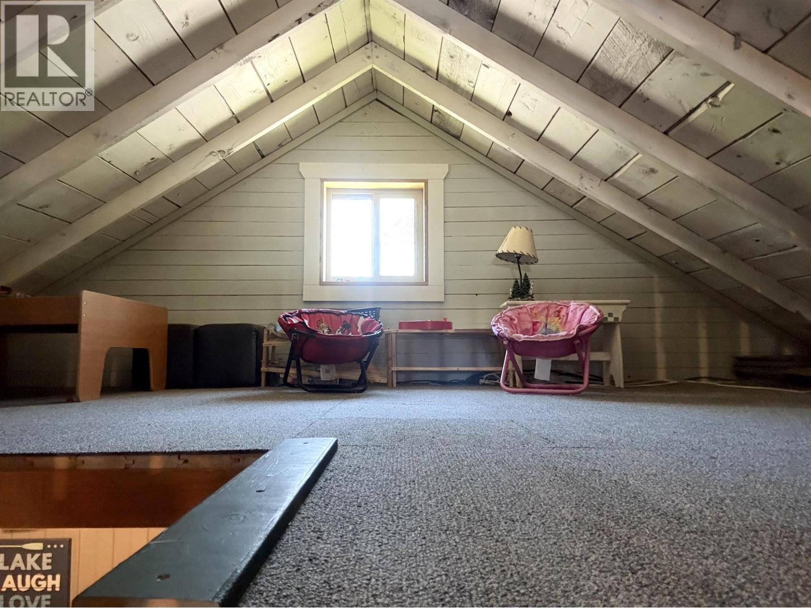For sale: 52275 GUEST ROAD, Vanderhoof, British Columbia V0J2O3 ...
