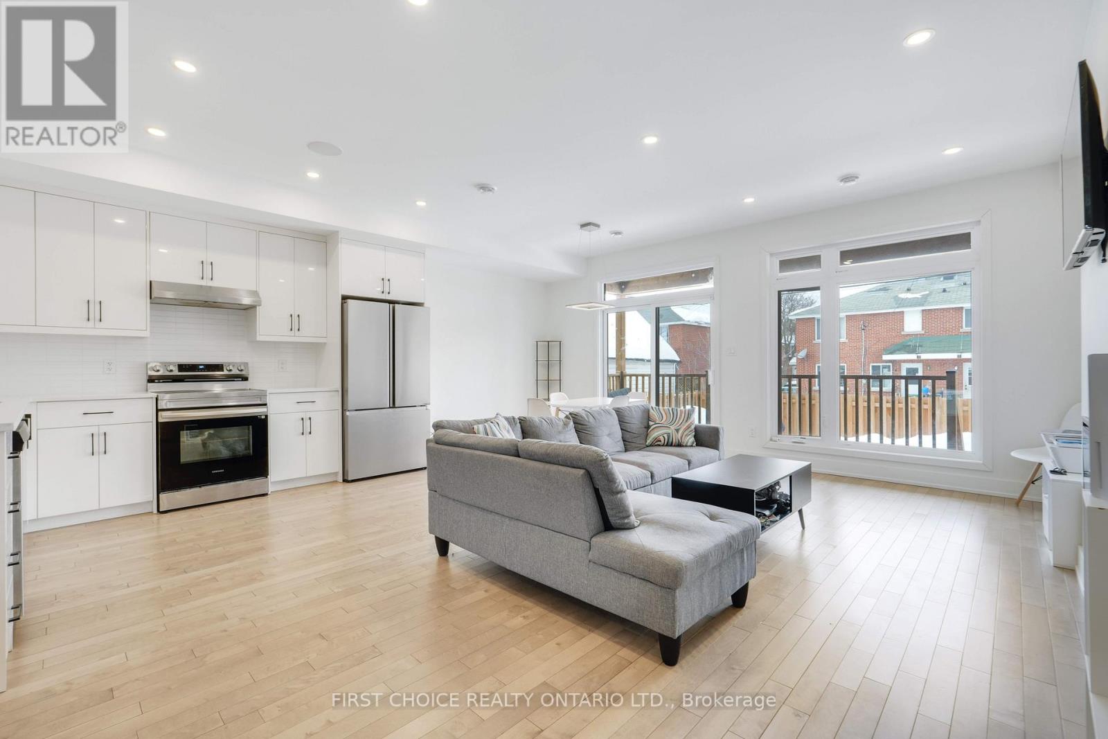 For sale: 271 QUEEN MARY STREET, Ottawa, Ontario K1K1X1 - X12846034 ...