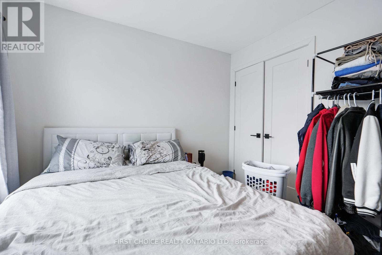 For sale: 271 QUEEN MARY STREET, Ottawa, Ontario K1K1X1 - X12846034 ...