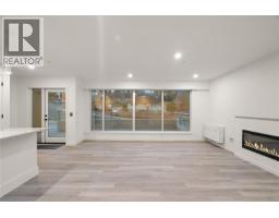 For sale: TH1 1102 Esquimalt Rd, Esquimalt, British Columbia V9A0L3 ...
